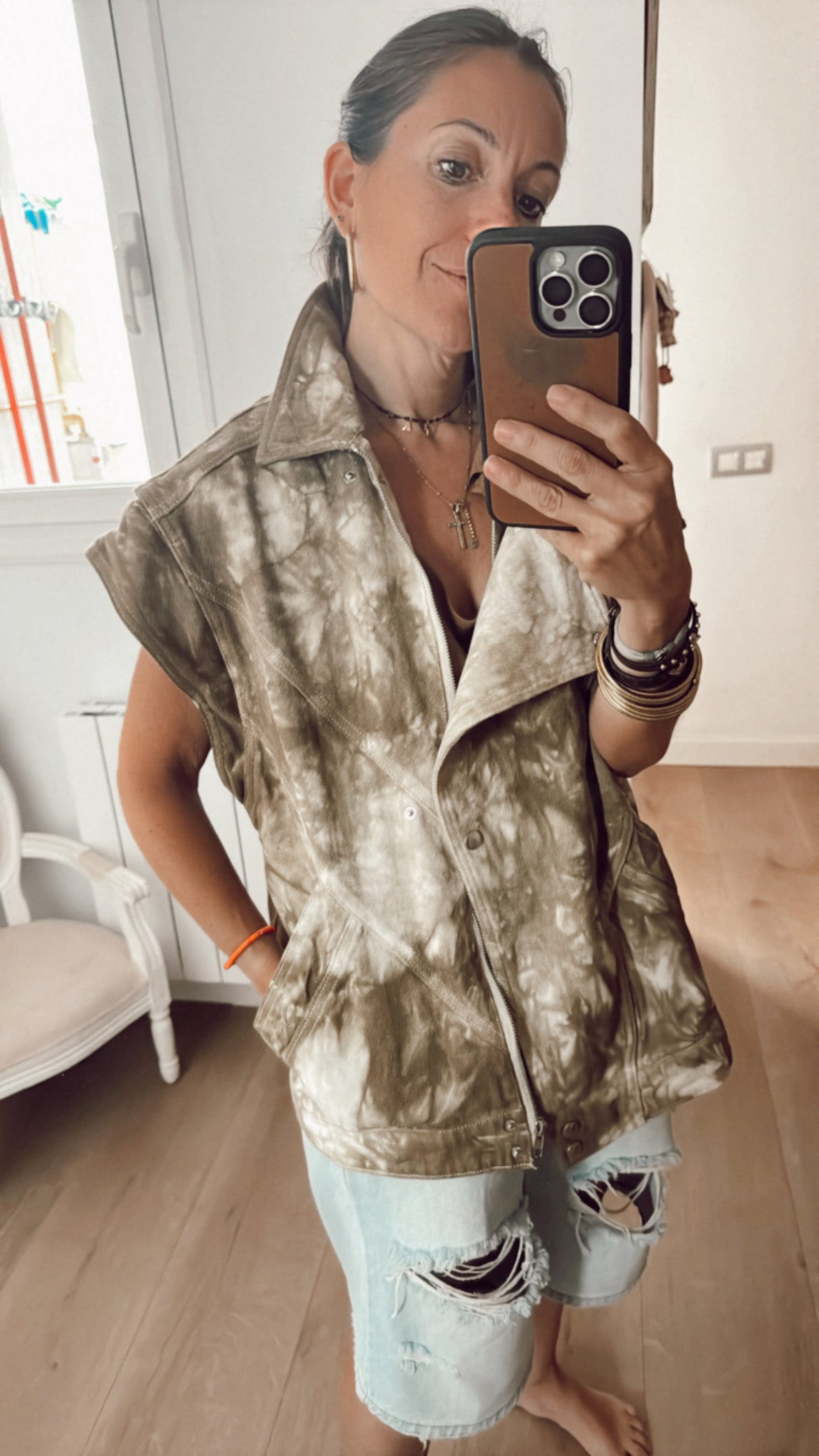 Chaleco tie dye beige tostado – Singularwardrobe